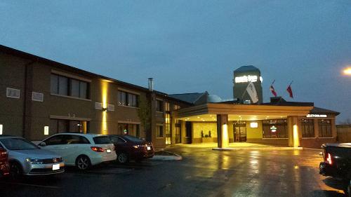 Book Park Inn By Radisson Toronto - Markham, Markham, Ontario - Hotels.com