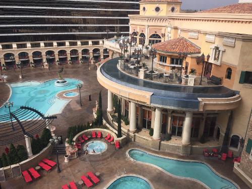 Book Peppermill Resort Spa Casino, Reno from $60/night - Hotels.com