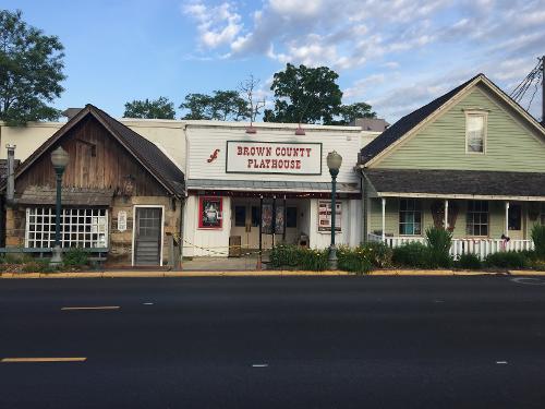 Book Brown County Inn, Nashville, Indiana - Hotels.com