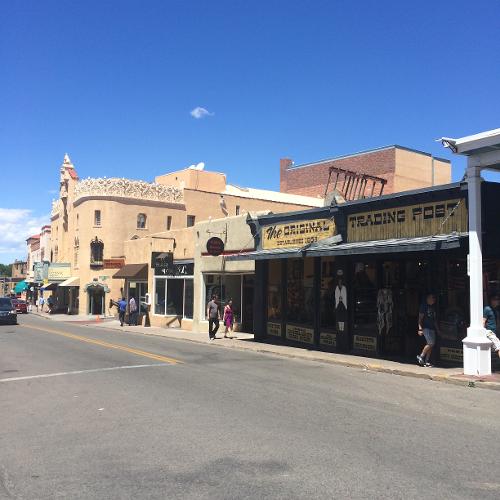 Book Las Palomas, Santa Fe, New Mexico - Hotels.com