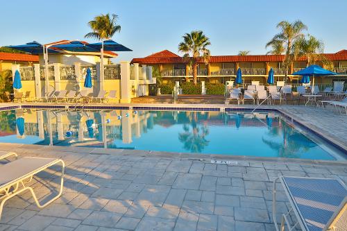 Book West Wind Inn, Sanibel from $204/night - Hotels.com