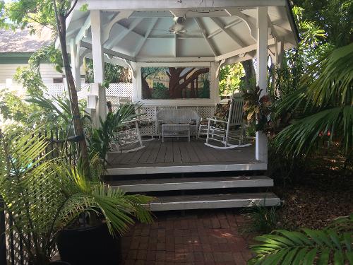 Book Duval House, Key West, Florida - Hotels.com
